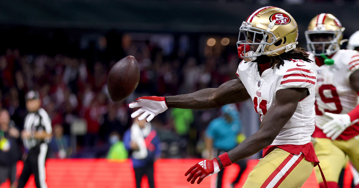 WATCH: Brandon Aiyuk celebrates touchdown by nailing camera man in ...