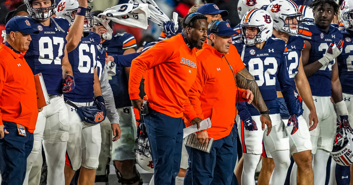 Three things to watch for: The Iron Bowl