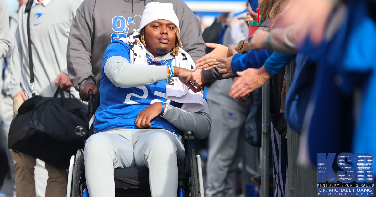WATCH: Chris Oats and Kentucky seniors honored on Senior Day - On3