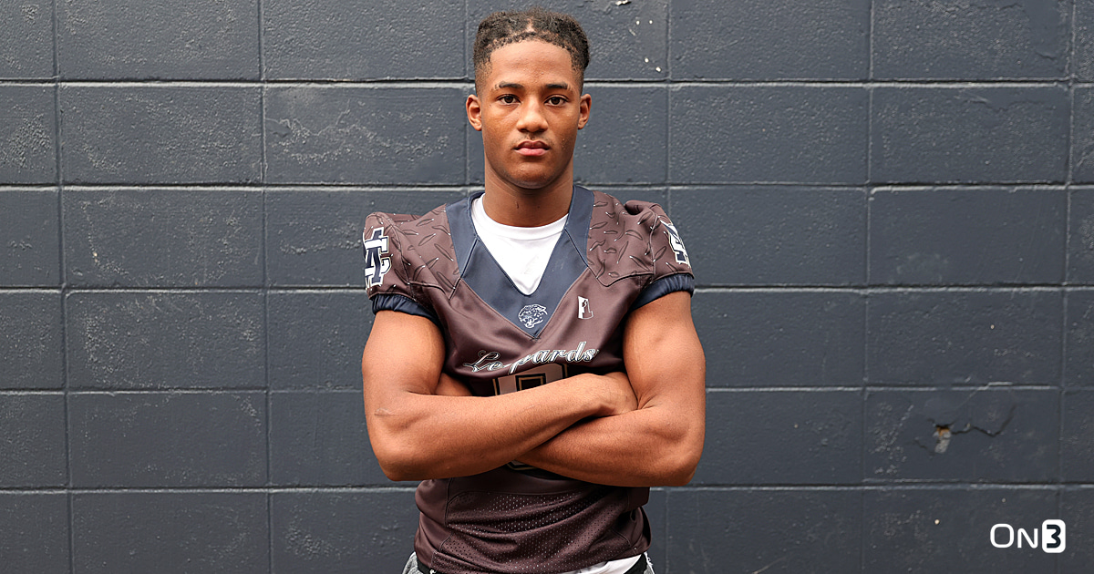 Intel on 2024 4-star LSU LB target Sterling Dixon - On3