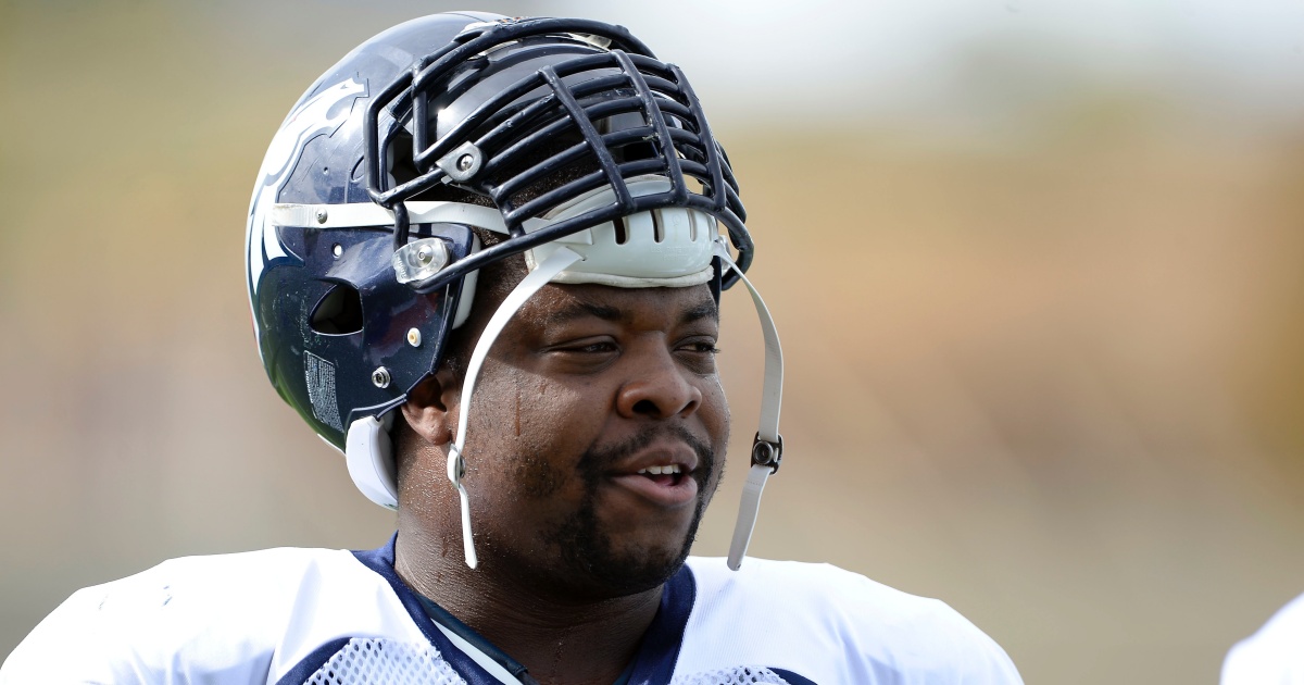 Nebraska Football: Huskers add Terrance Knighton to staff
