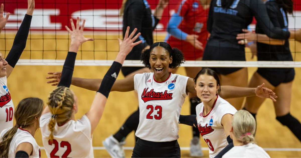 Three takes from Nebraska volleyball sweeping Delaware State