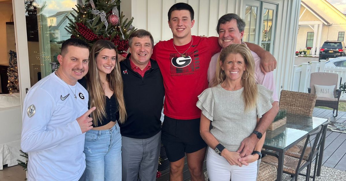 Georgia goes in-home with 2023 commits across the country