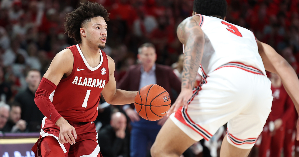 Alabama basketball continues to roll, beats top-ranked Houston on the road