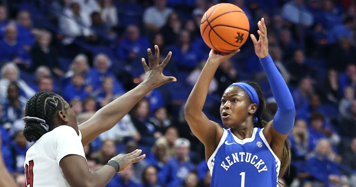 FINAL: Kentucky WBB can't break streak in 86-72 loss to Louisville