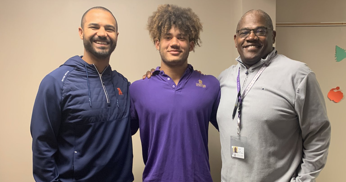 Bryan Longwell's interest in Auburn 'extremely high'