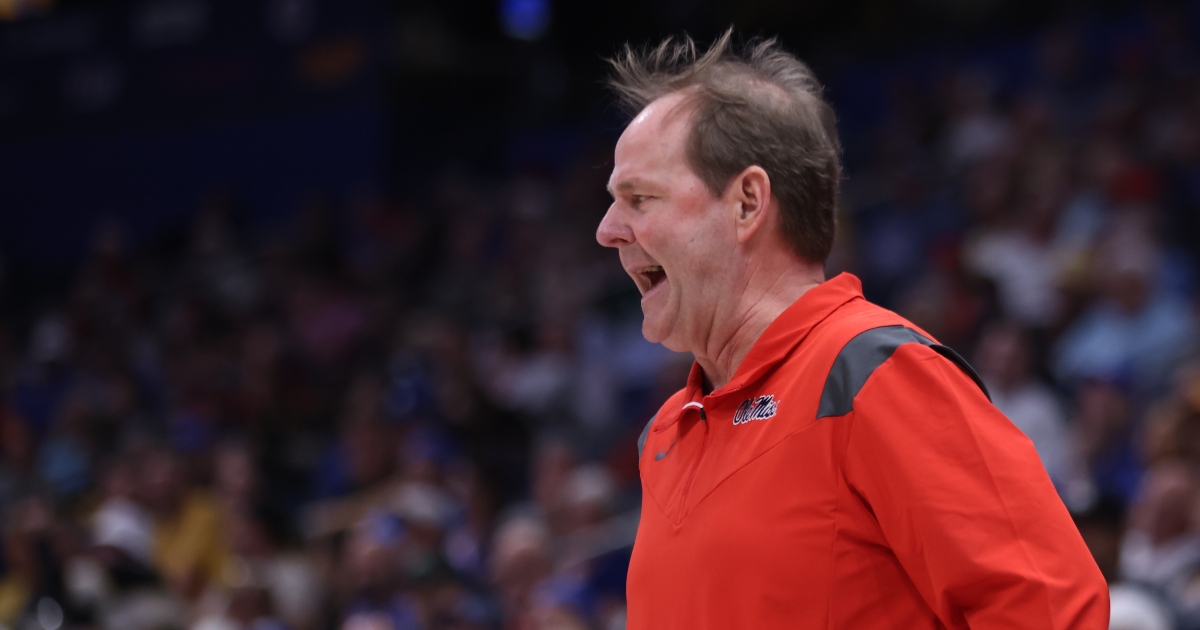 Kermit Davis explains factors in falling behind 21-0 to UCF - On3 Kermit Davis explains factors in falling behind 21-0 to UCF - On3