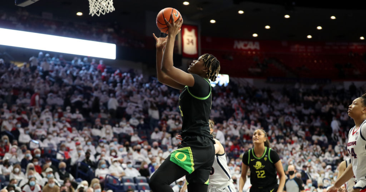 Phillipina Kyei, Grace VanSlooten lead Ducks to blowout win over EWU - On3