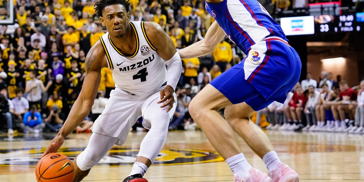 WATCH: DeAndre Gholston banks in buzzer-beating three to propel ...