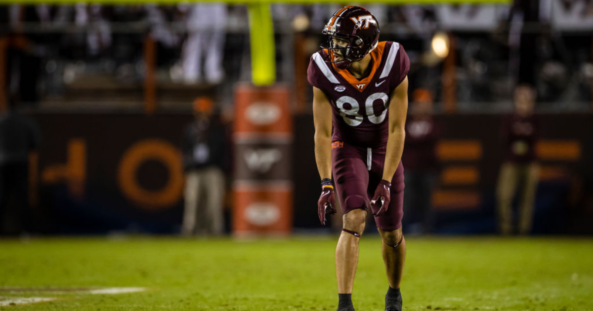 Notre Dame leads Kaleb Smith to reunion with Sam Hartman