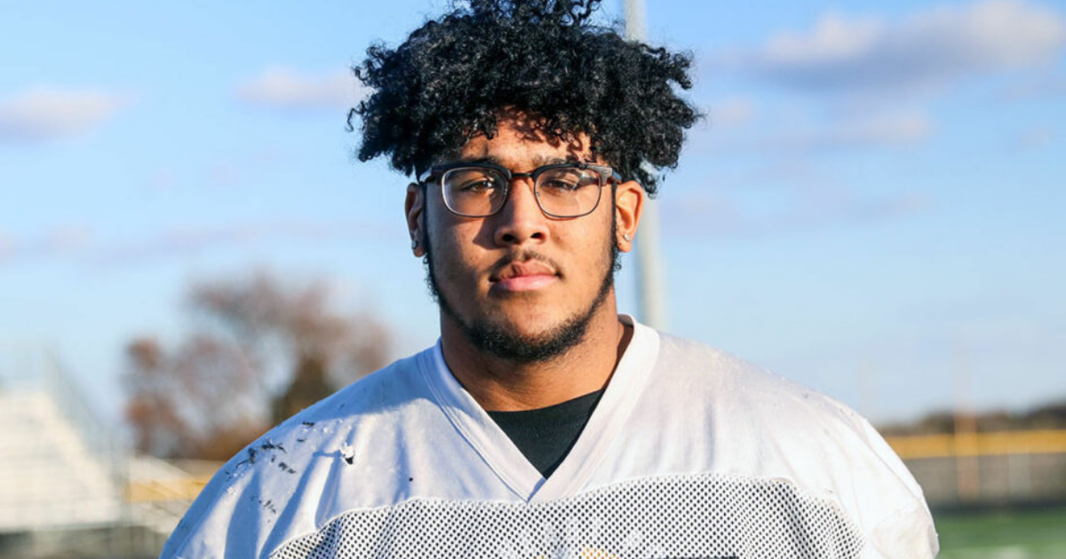 Five-star Alabama signee Kadyn Proctor responds to backlash from Iowa ...