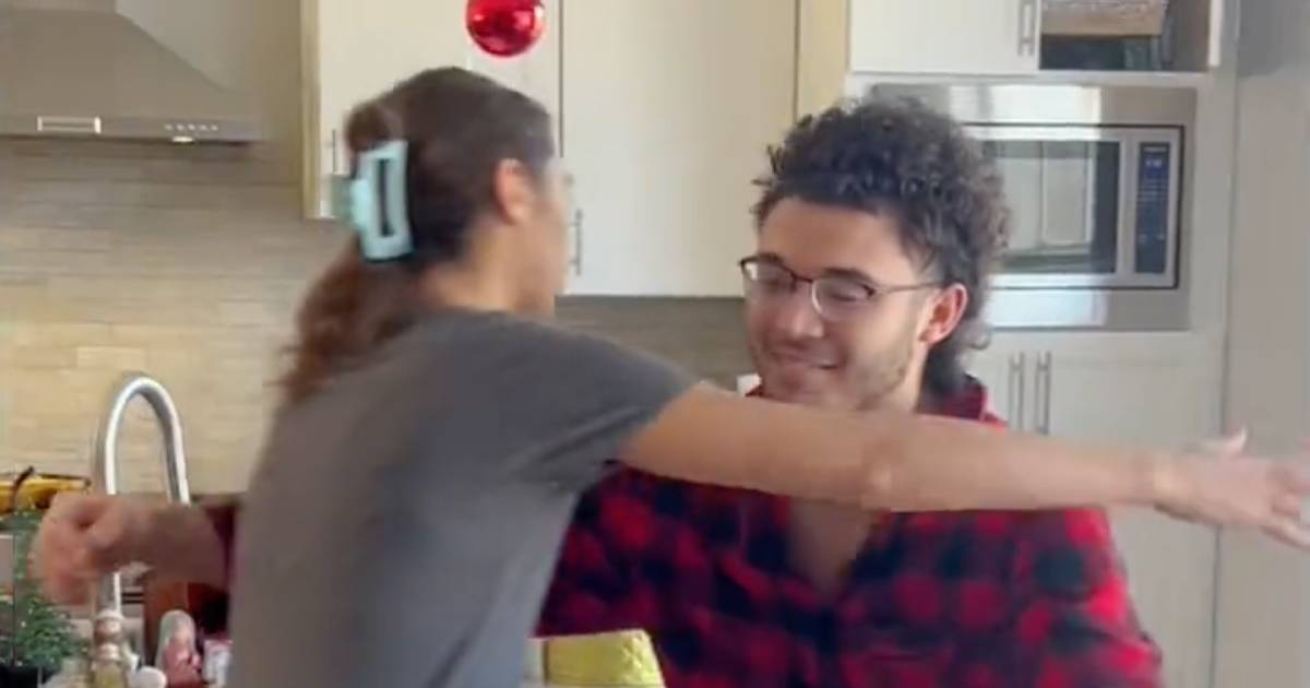 Indiana guard Anthony Leal uses NIL to pay off sister's student loans