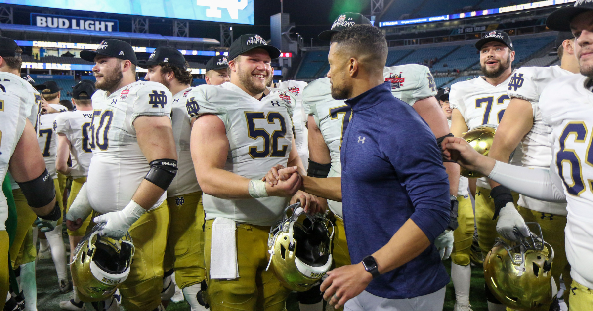 Where Notre Dame stands in way-too-early 2023 top 25 rankings