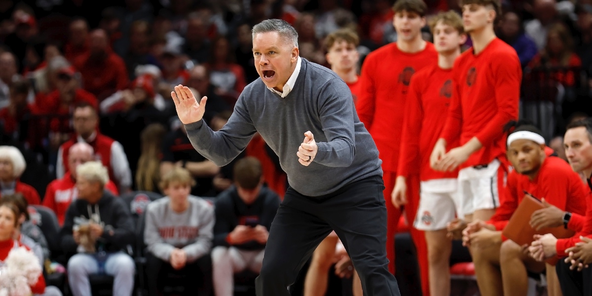 Chris Holtmann shares teaching point from win over Illinois - On3