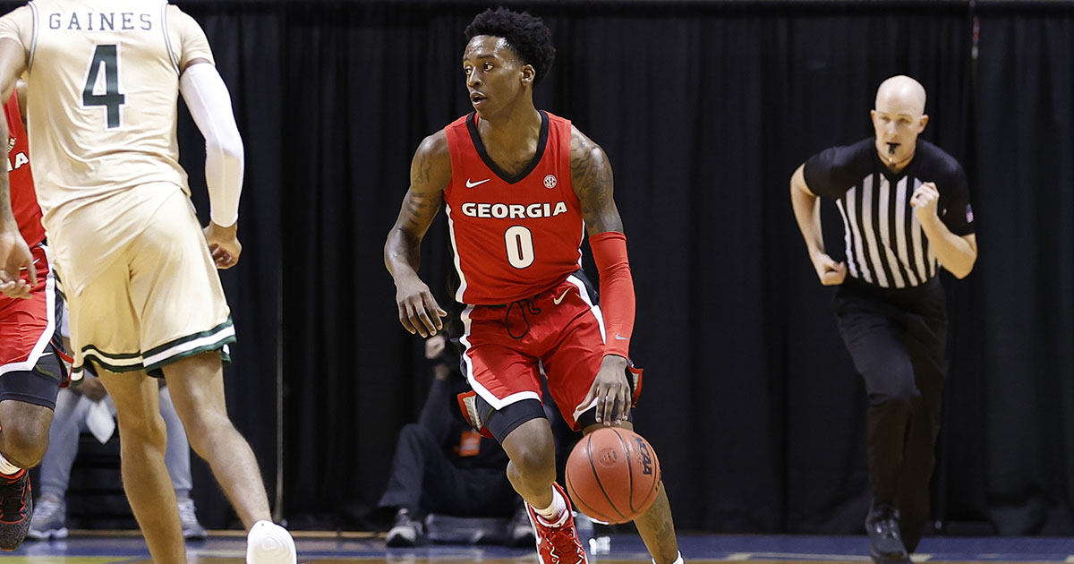 Mike White praises Terry Roberts for 'confidence, poise' - On3