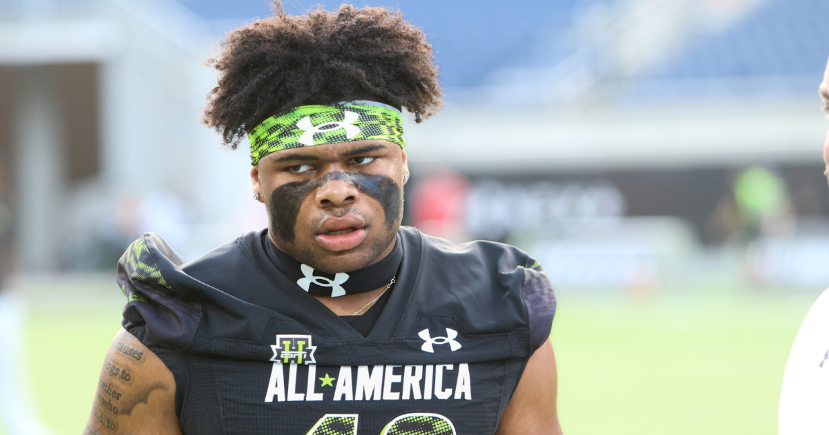 2023 LB Dee Crayton aiming to learn as he enrolls at Clemson