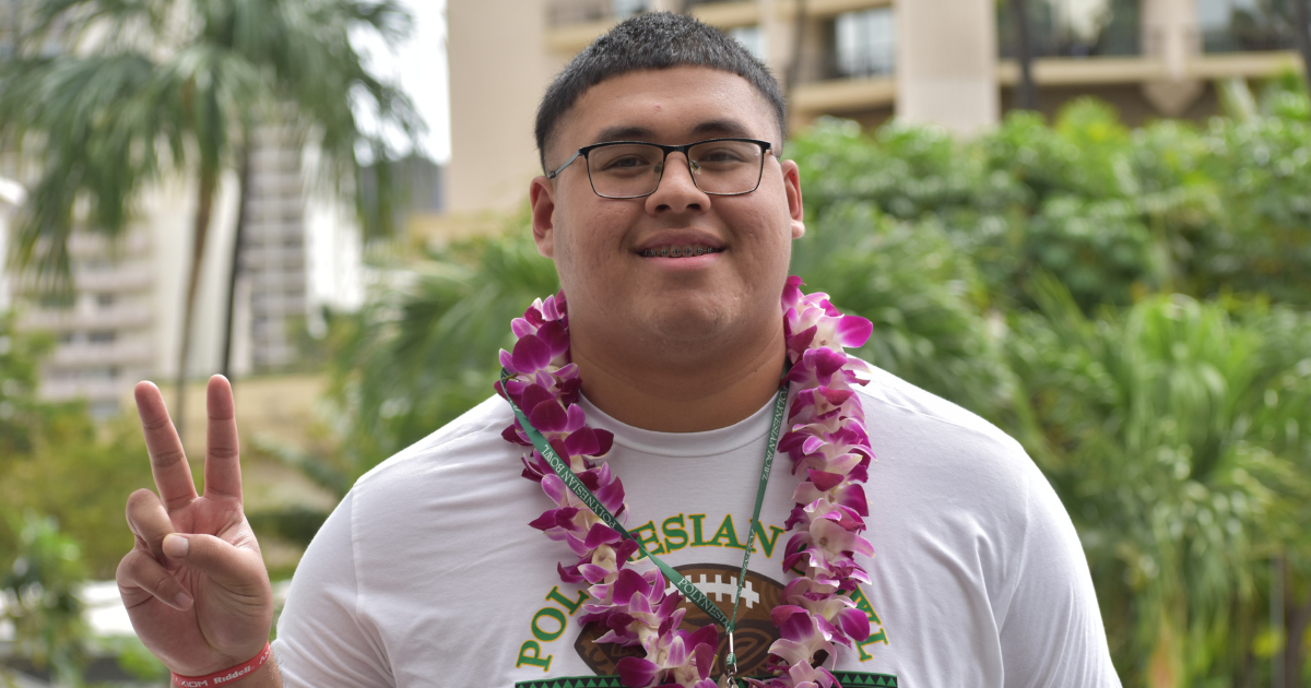USC offensive line signees Amos Talalele, Micah Banuelos Check in at ...