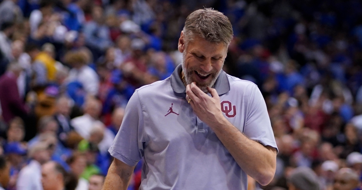 Porter Moser explains issues with Oklahoma's second half offense - On3