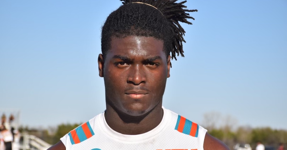 BREAKING: Sunshine State WR Adam Moore commits to SMU