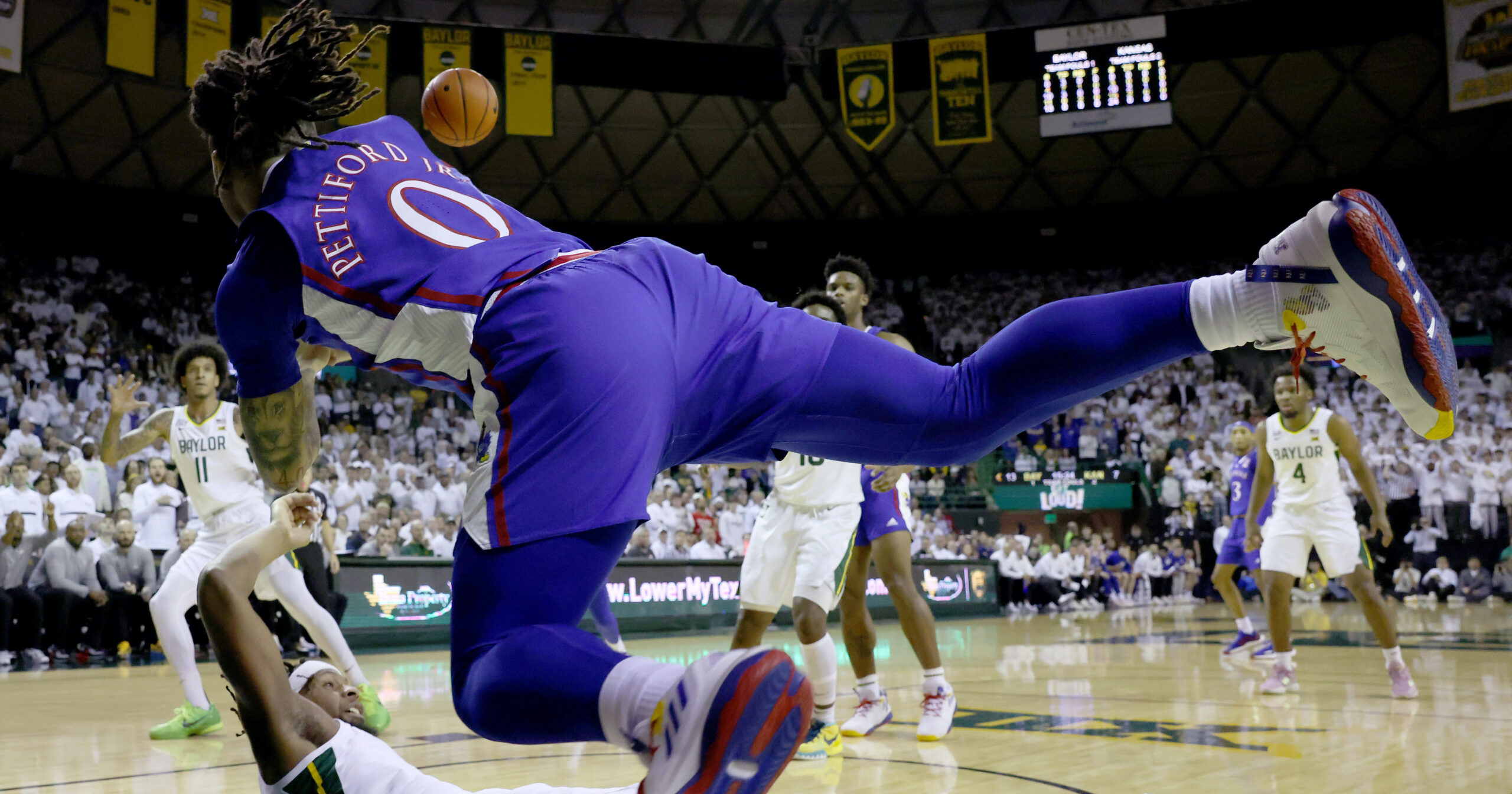 Kansas heads to Rupp Arena on three-game losing streak - On3