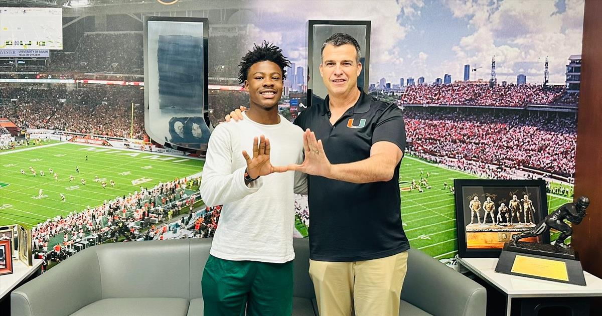 Miami gets visit from WR who broke leg last time on campus