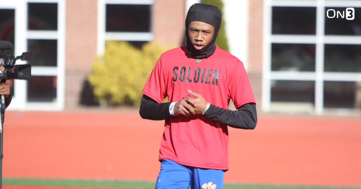 2024 ATH Antonio White's recruitment beginning to pick up steam