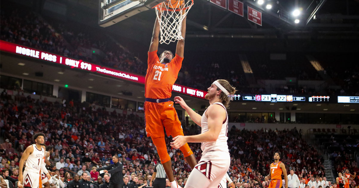 Chauncey Wiggins credits chemistry for Clemson's road success