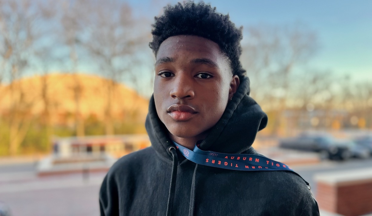 Auburn 'definitely top five' for Atlanta-area DB Shamar Arnoux