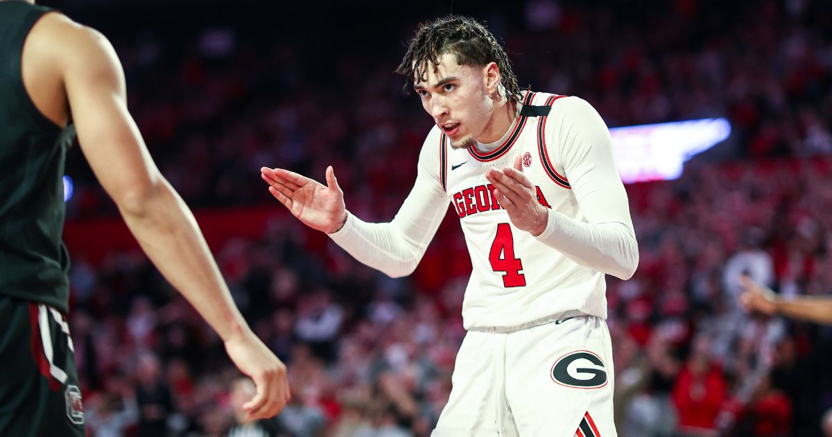 Georgia Basketball grinds one out because that's 'how they're built'