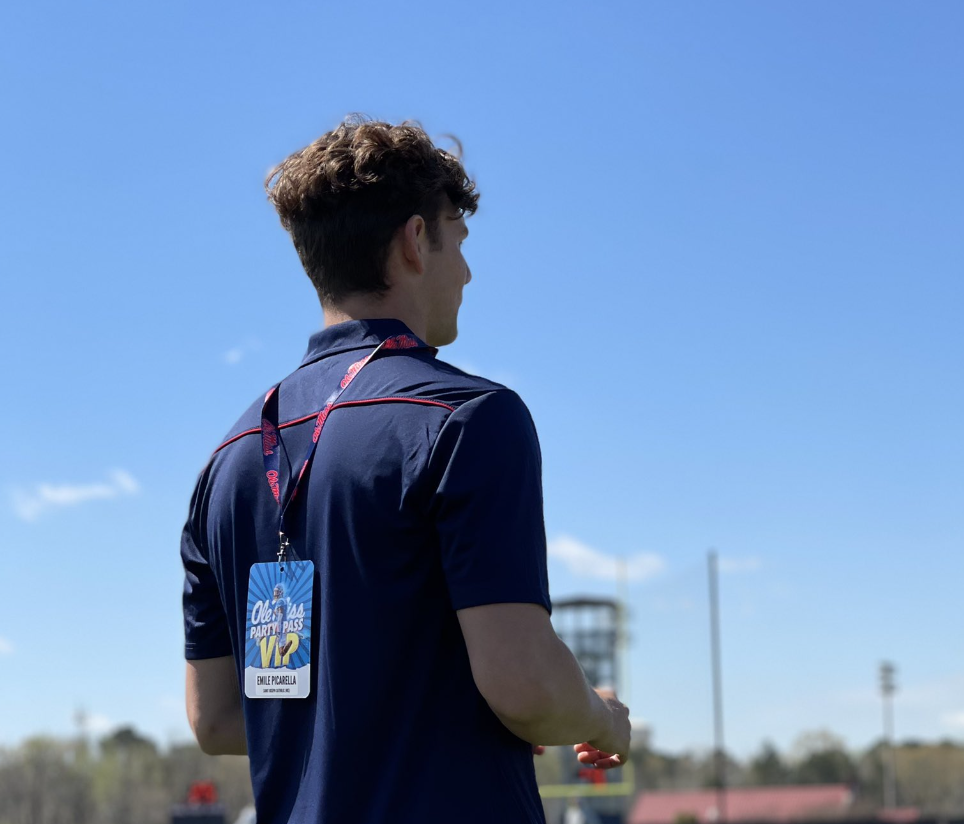 2025 QB Emile Picarella was back in Oxford last weekend