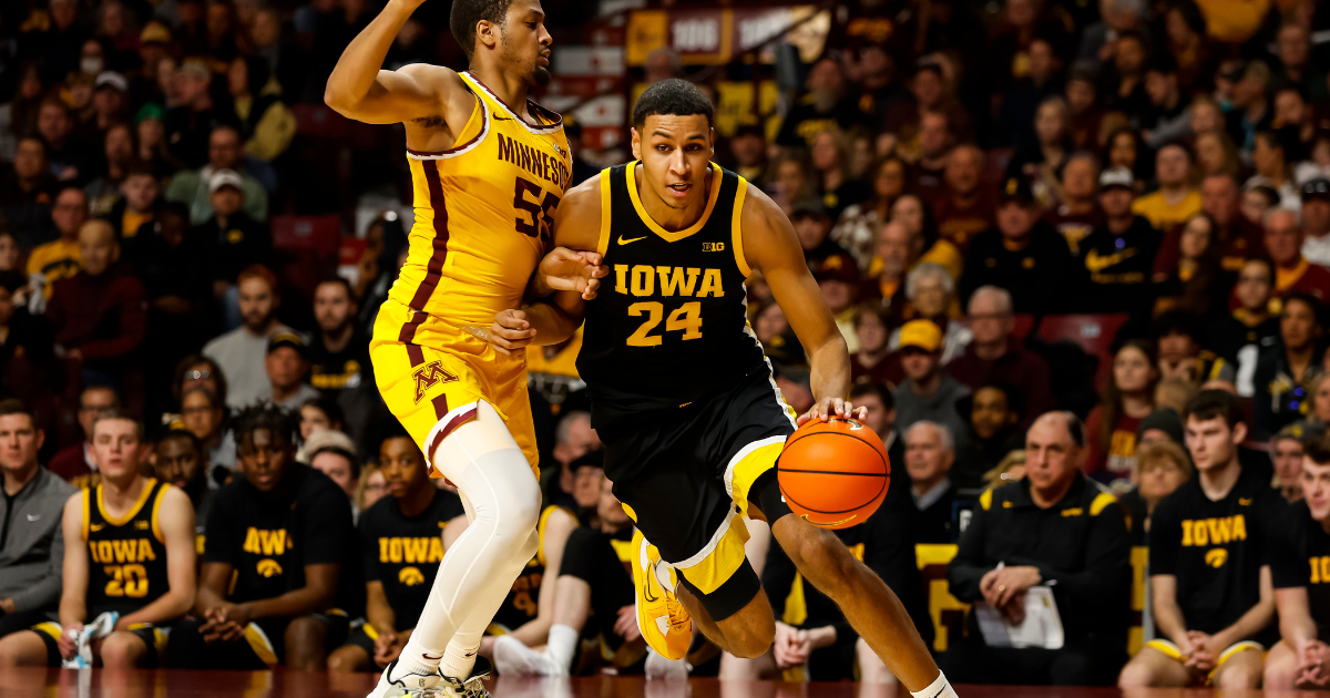 Hawkeyes rebound with win over Minnesota