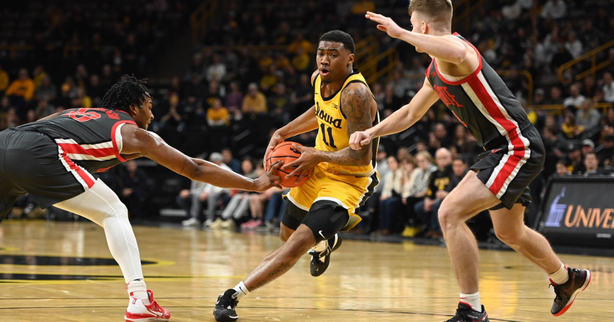 Hawkeyes roll past Buckeyes