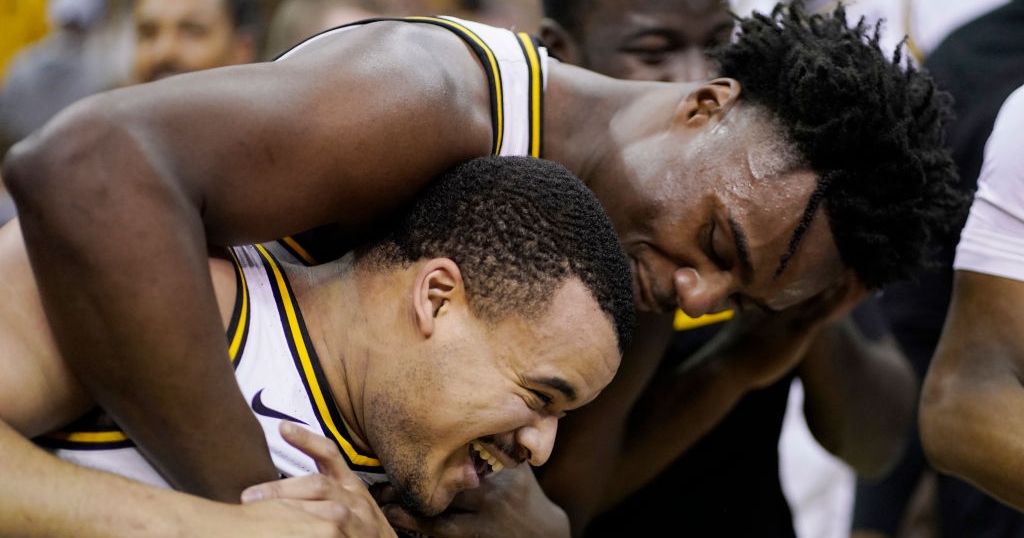 Dennis Gates reveals unselfish decision made by Kobe Brown - On3