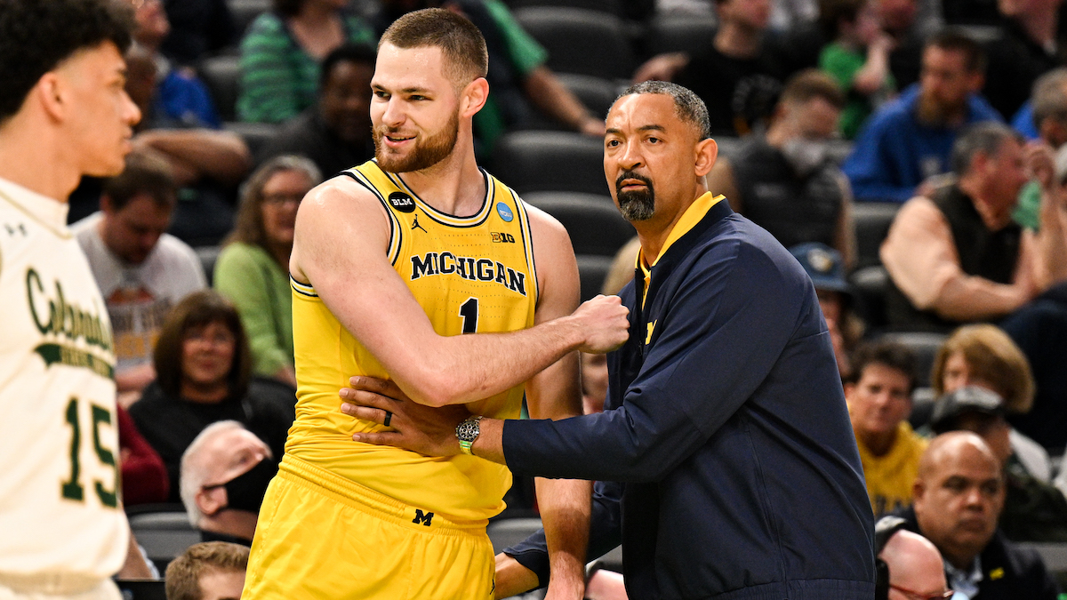 Juwan Howard gives lengthy praise of Hunter Dickinson's impact for Michigan