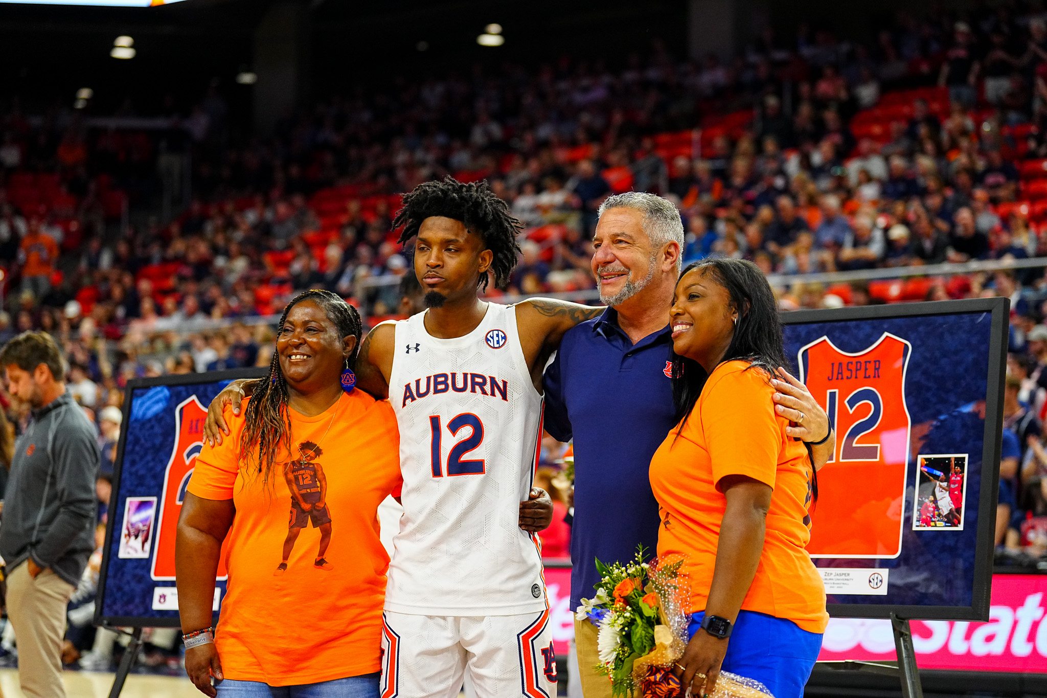 Photos: Auburn defeats No. 12 Tennessee