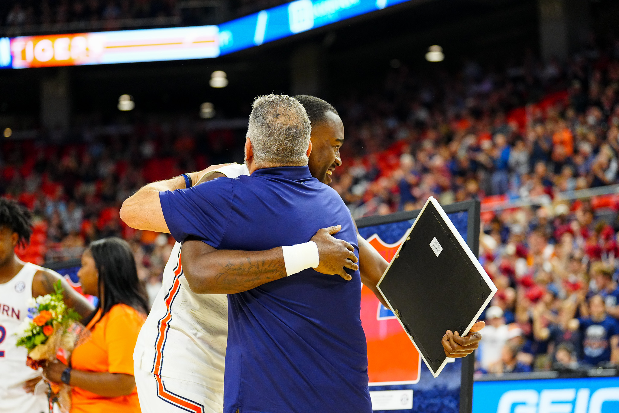 Photos: Auburn defeats No. 12 Tennessee
