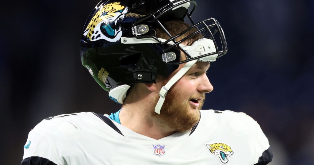 Top recruits signed by Notre Dame O-line line coach Joe Rudolph