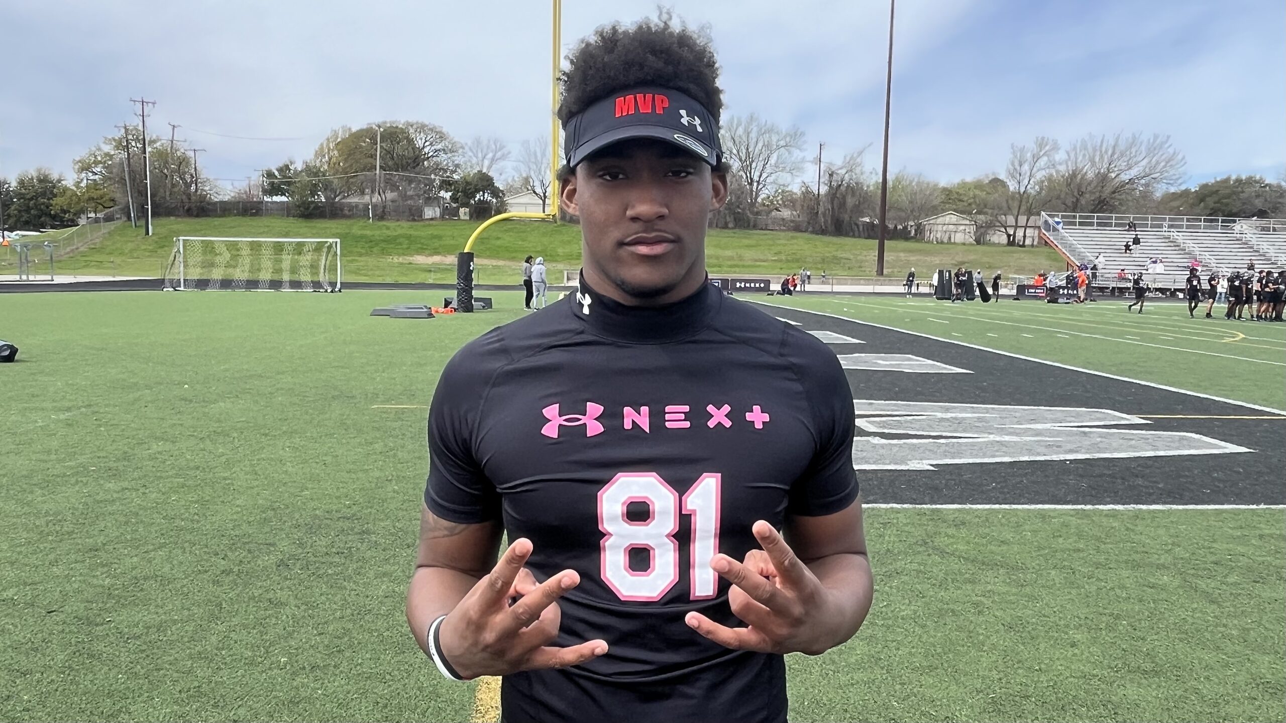 2024 4-star DL Charleston Collins with high remarks on Texas A&M