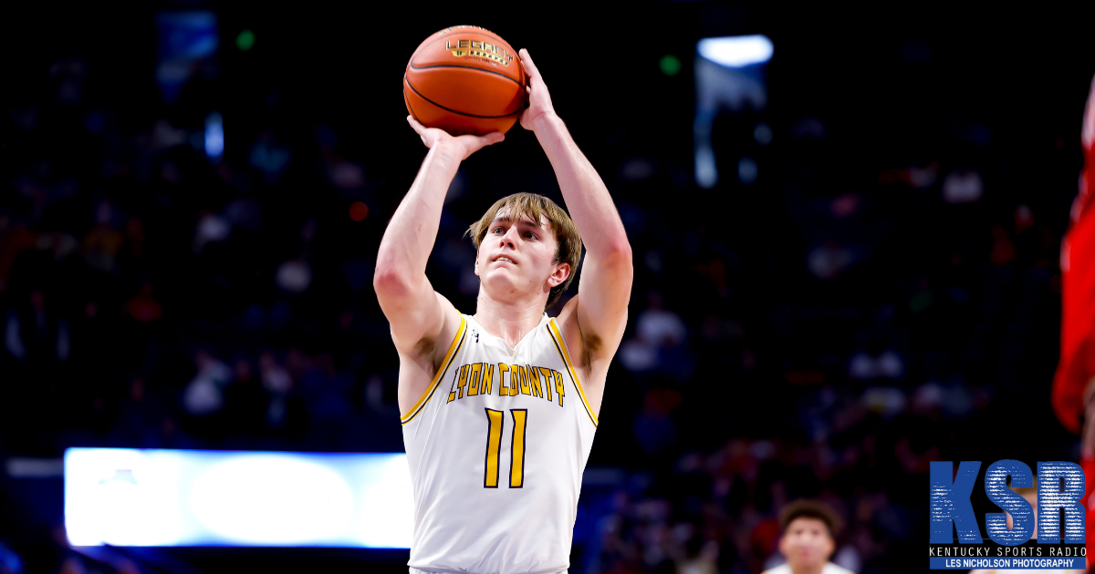 Travis Perry breaks state scoring record, Lyon County advances in Sweet 16