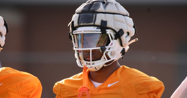 Tennessee freshman defenders discuss start of spring ball
