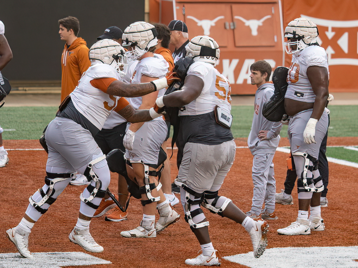 Photo Gallery: Texas practices at DKR after spring break pause - On3
