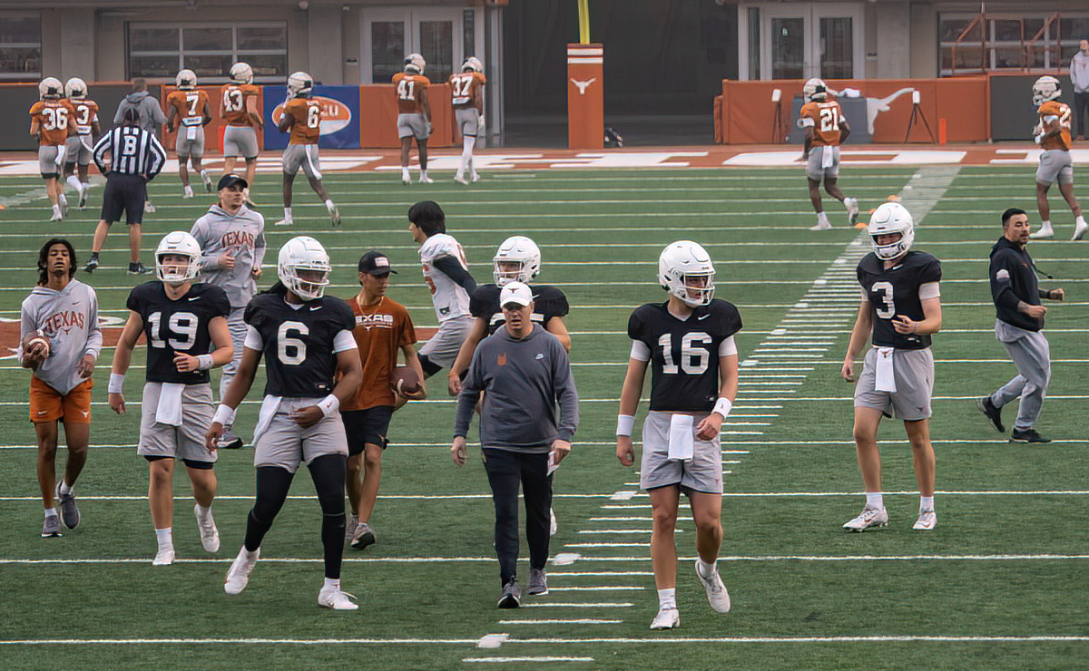 Photo Gallery: Texas practices at DKR after spring break pause - On3