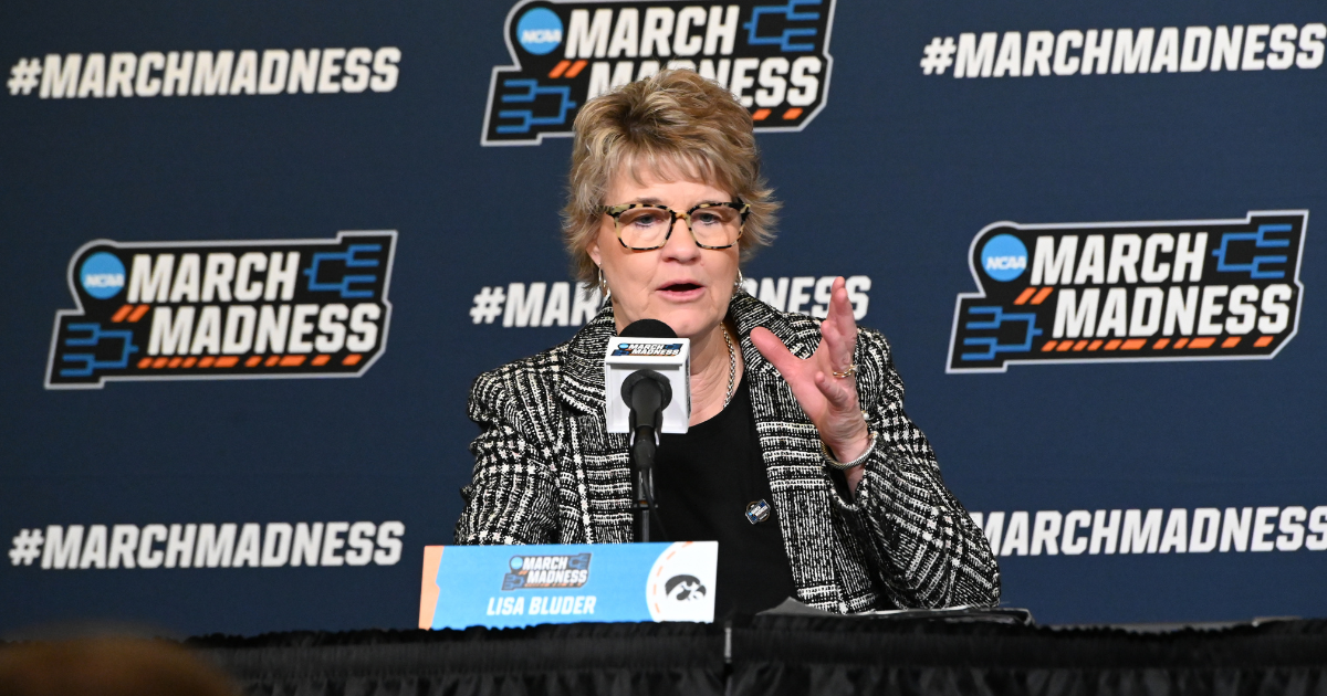 Lisa Bluder talks Louisville