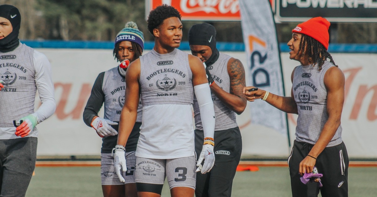 2025 RB James Simon shows impressive quickness, ball skills