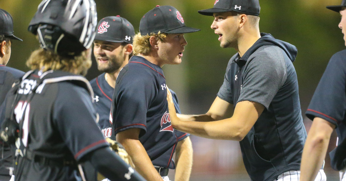 Mark Kingston talks rotation tweak, updates South Carolina injuries