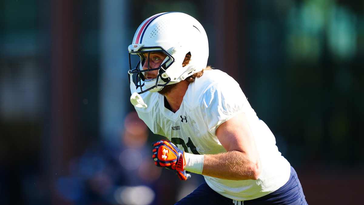 Riley on Powell Gordon: 'He would make every play' on the edge