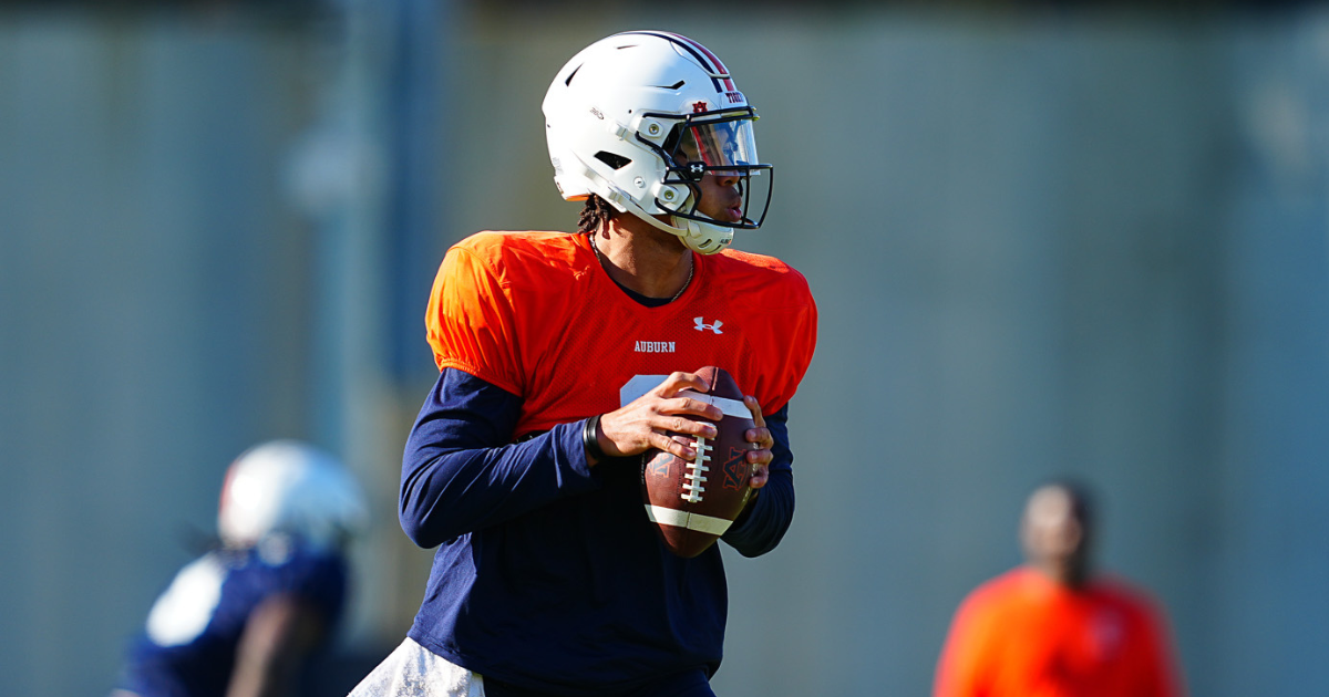 Evaluating QB Robby Ashford presents challenges for Hugh Freeze