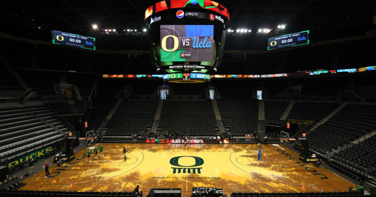 Oregon Ducks Basketball lands commitment from transfer big man ...