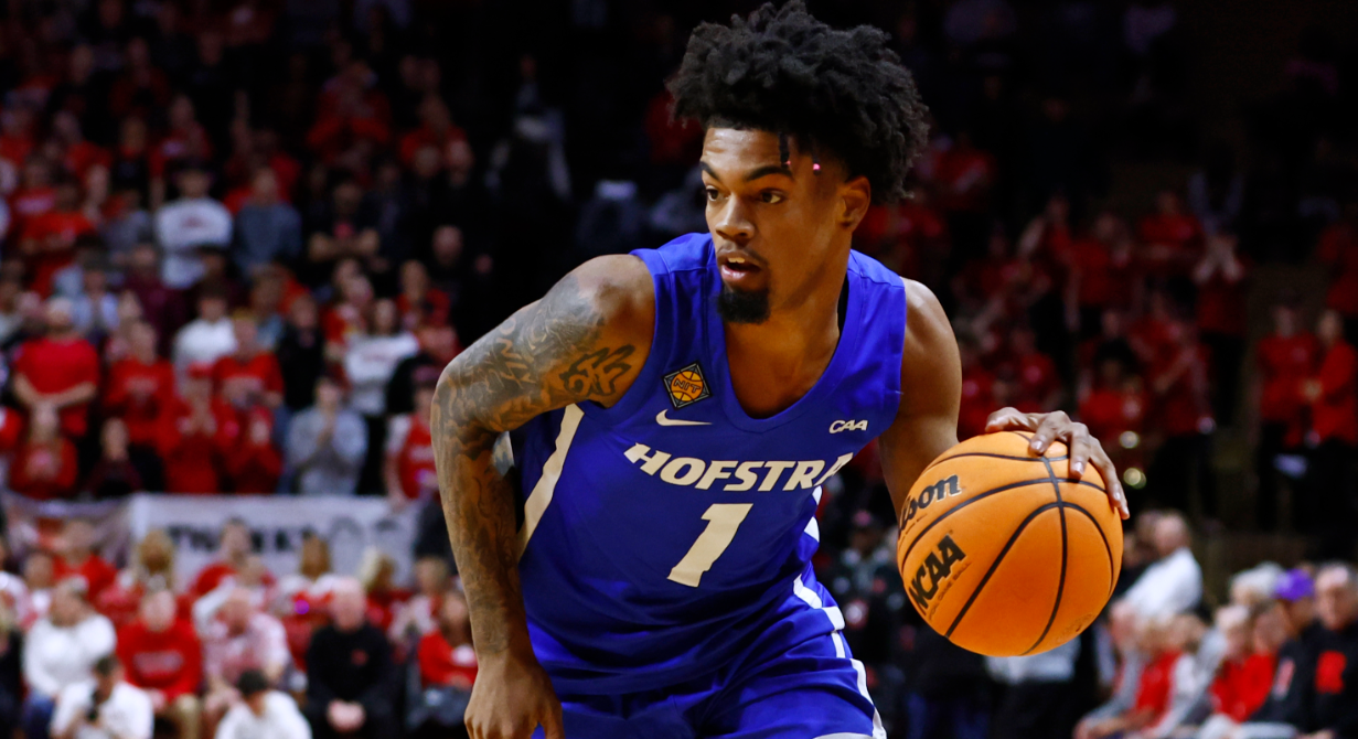 Florida State one of four finalists for top transfer Aaron Estrada