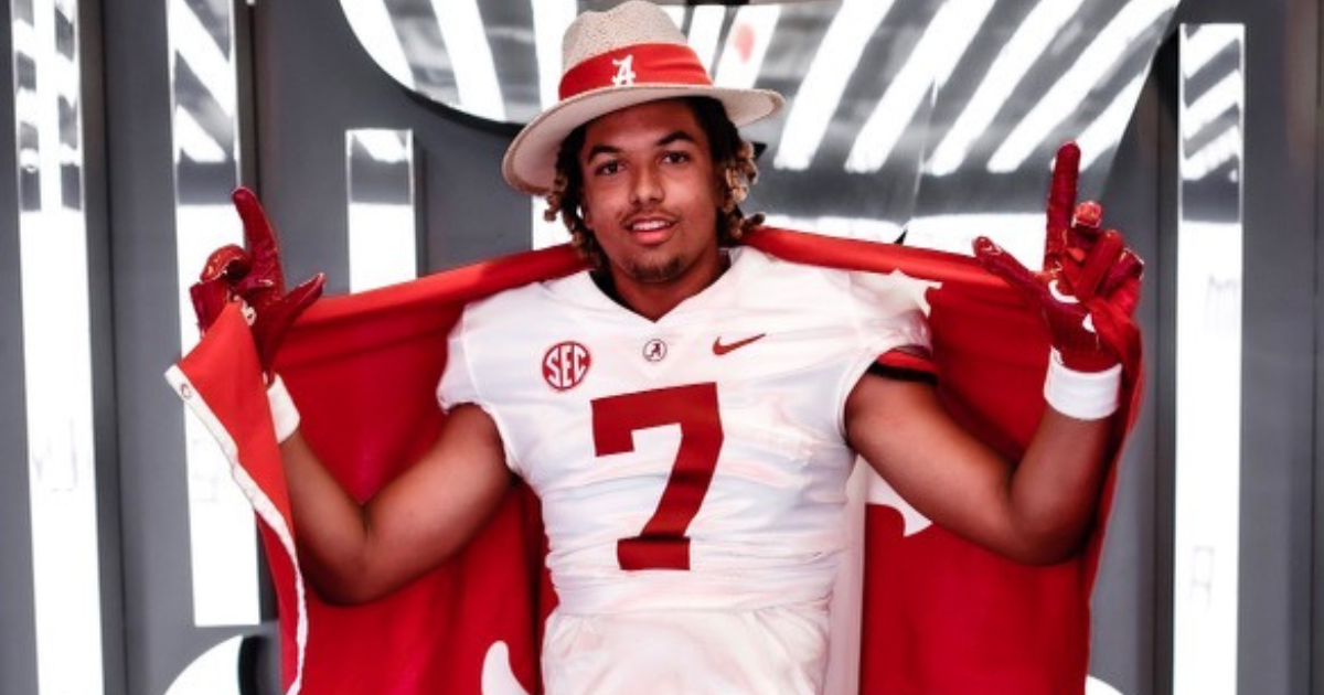 Traville Frederick Jr., a 2024 TE out of Louisiana, reacts to Alabama ...